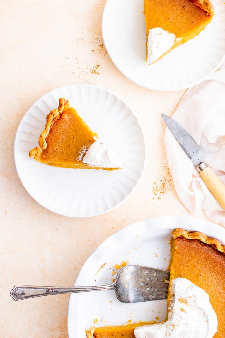 The Best Butternut Squash Pie (Easy Recipe) - Holiday Pie Recipe