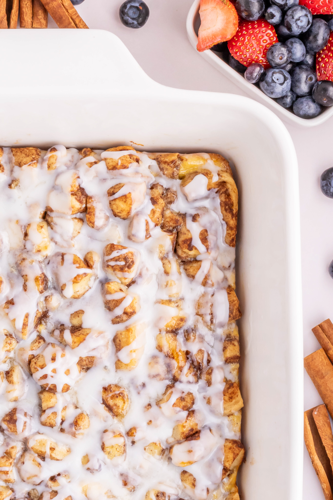 Cinnamon Roll Casserole (Easy Breakfast Bake Recipe) - Recipe by ...